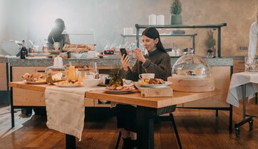 Guestnet • Guest Experience Platform